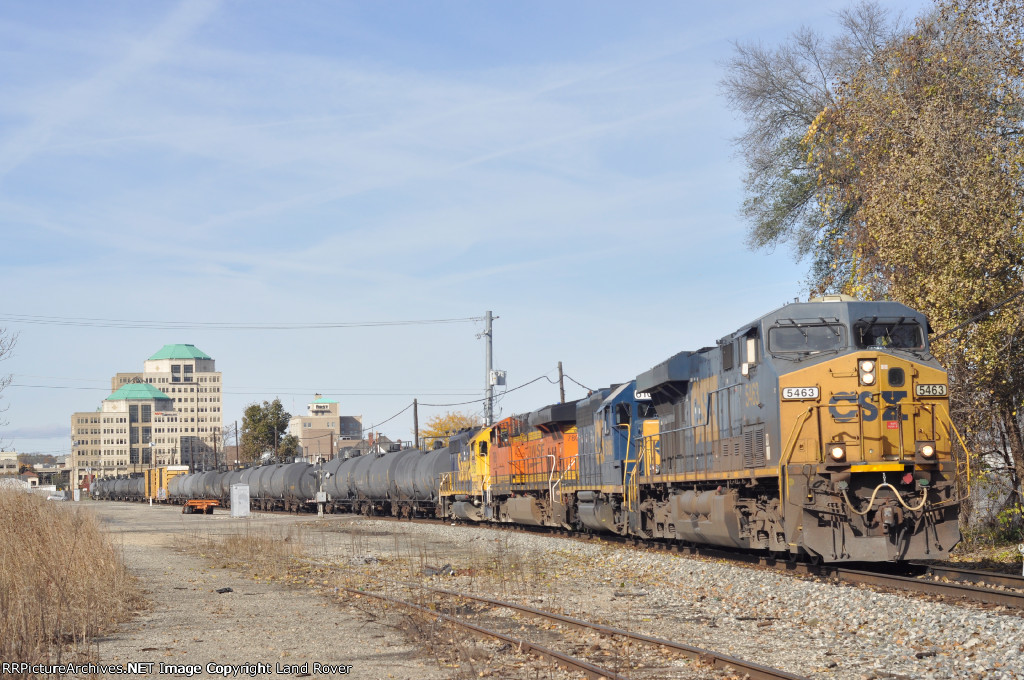 CSXT 5463 On CSX Q 365 Eastbound